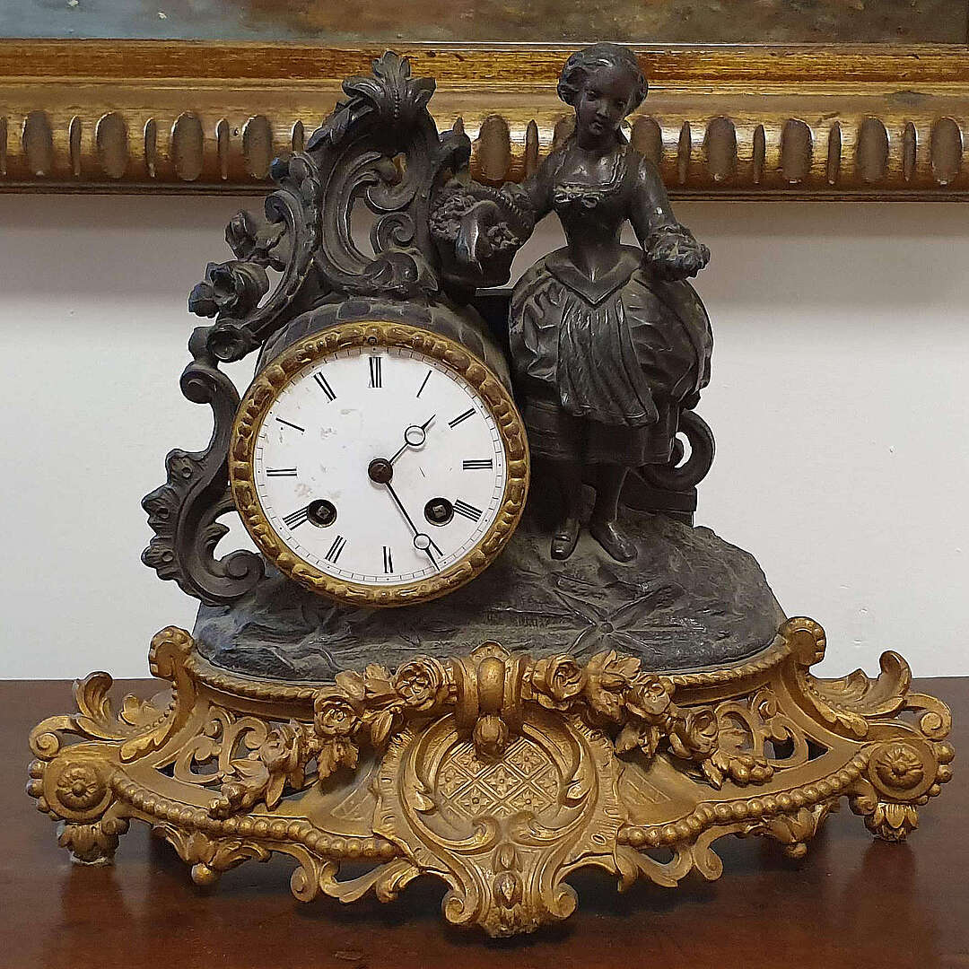 Table watches' 800 | Items